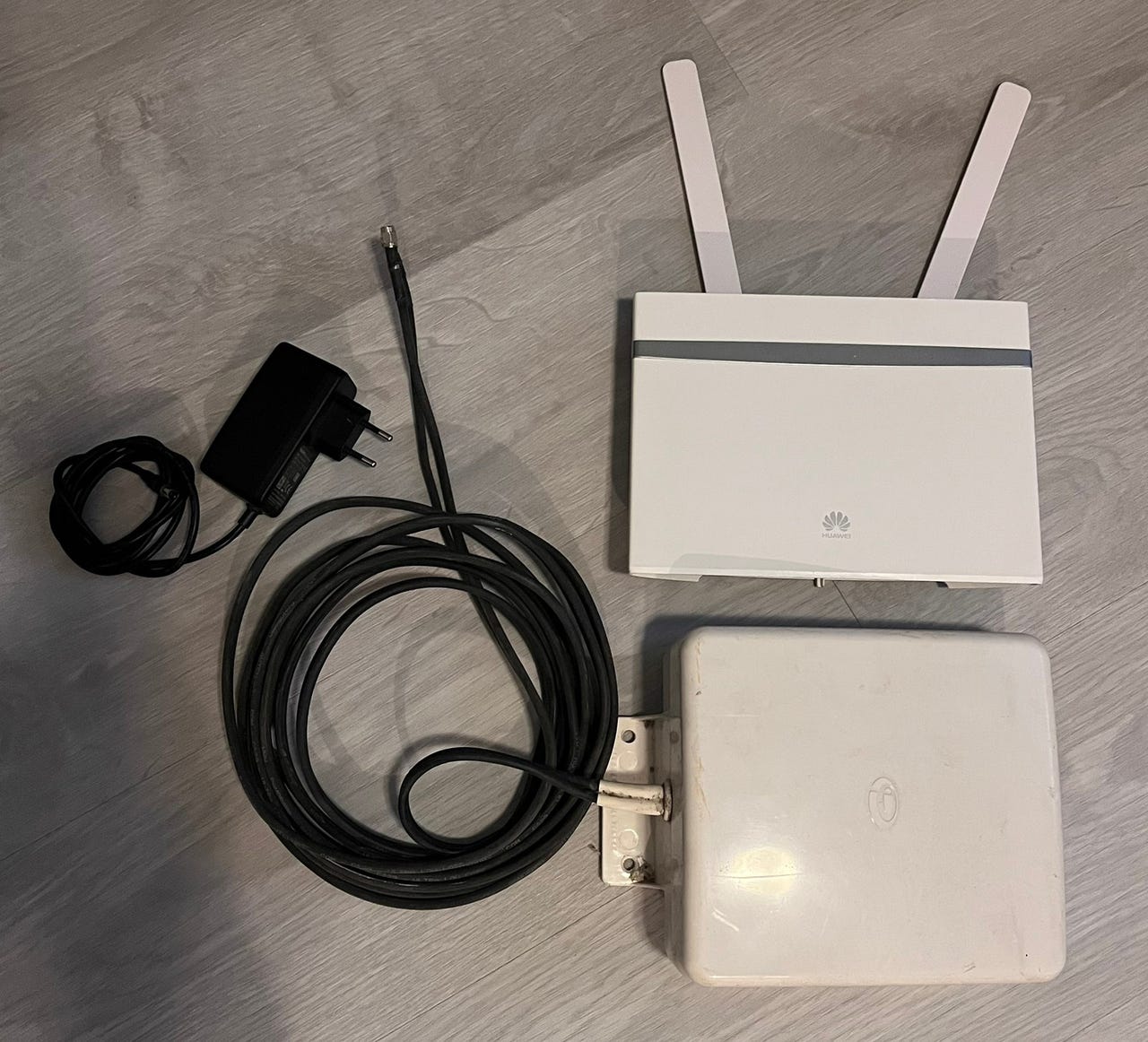 Huawei 4G modeemi + antenni | Tori