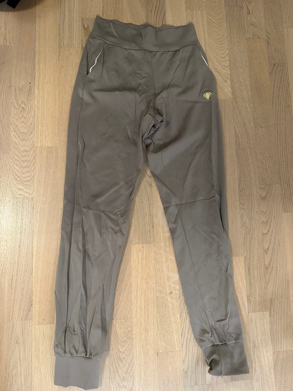 Elastic Gymwear joggerit | Tori