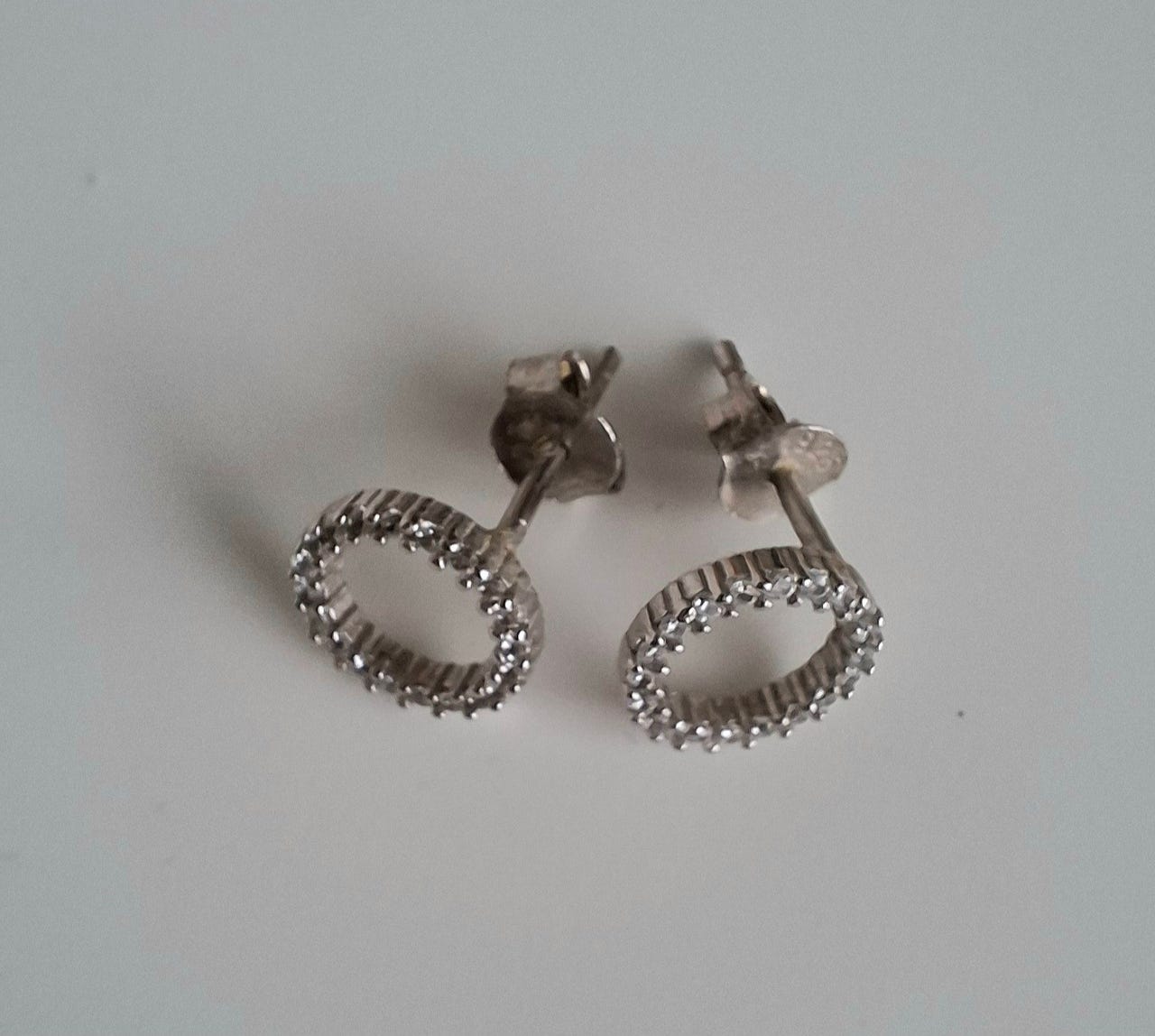 Korvakorut hopea | Tori