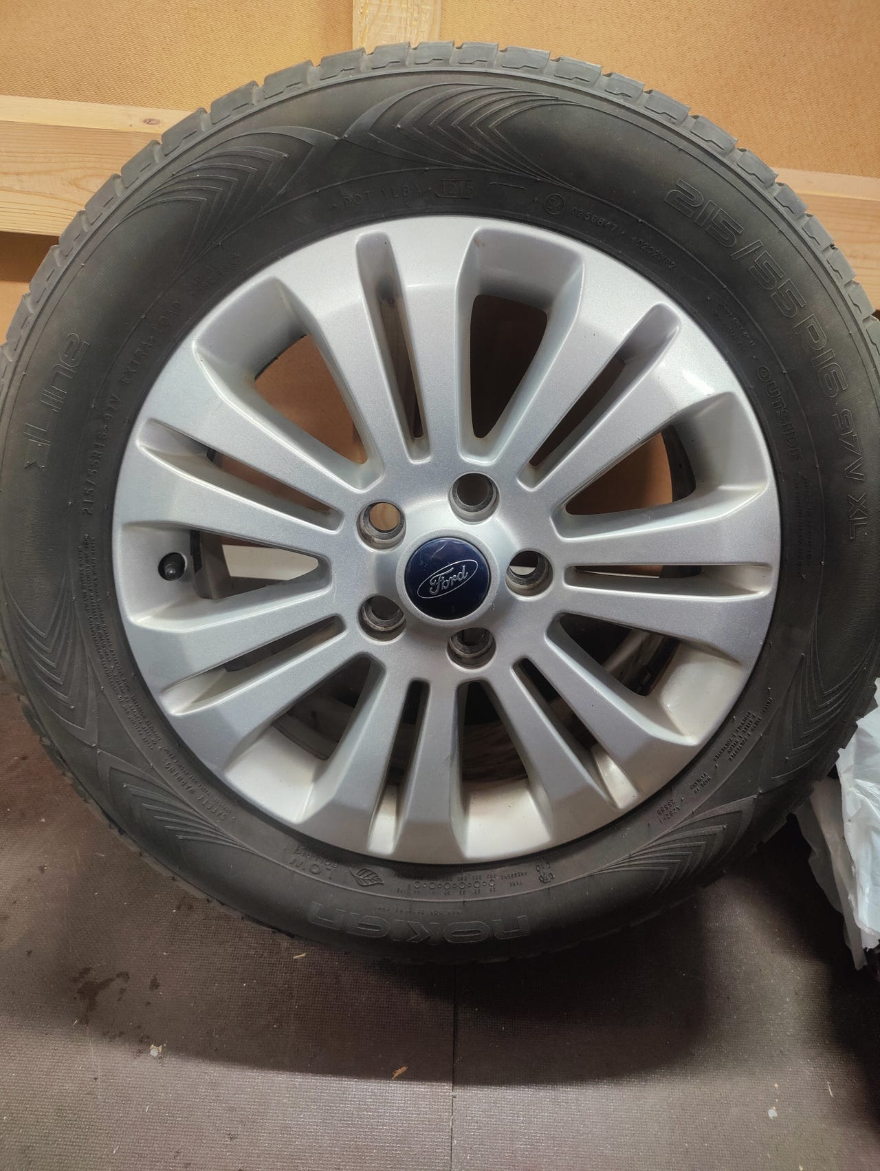 Ford vanteet + renkaat | Tori