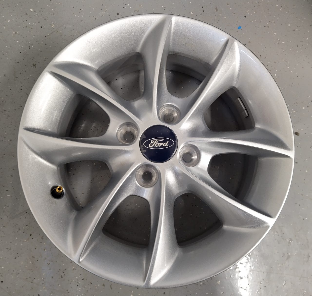 Ford Ka alkuperäiset vanteet - käyttämättömät | Tori