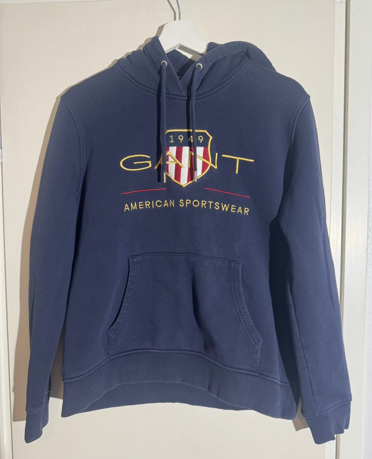 Sininen GANT huppari L | Tori