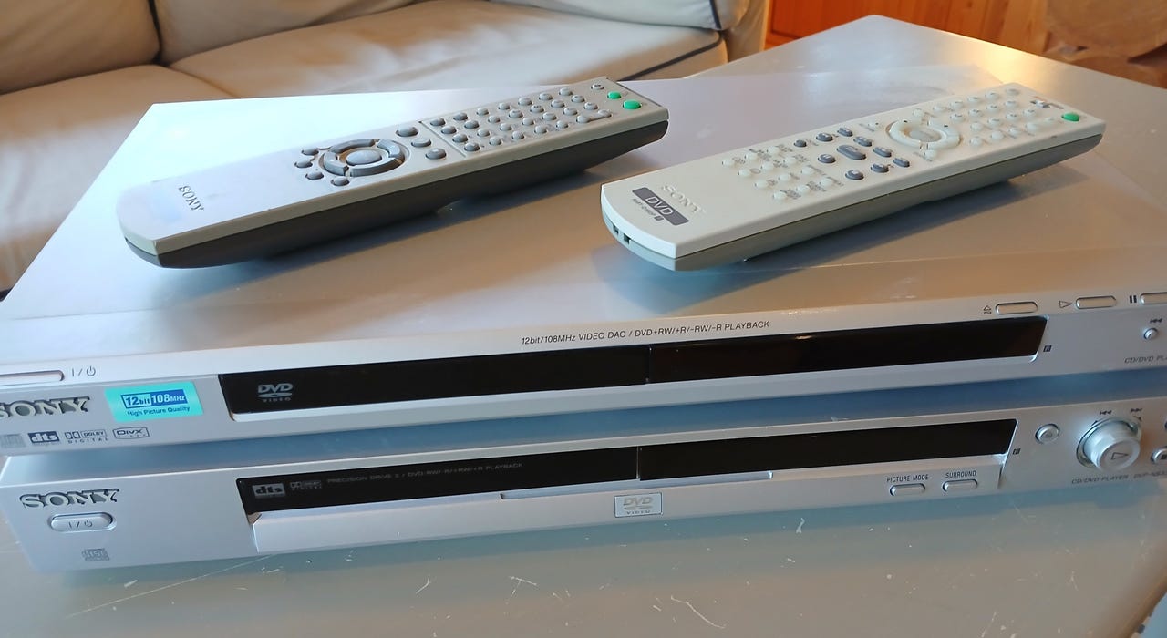 Sony DVD-CD- soitin NS330 | Tori