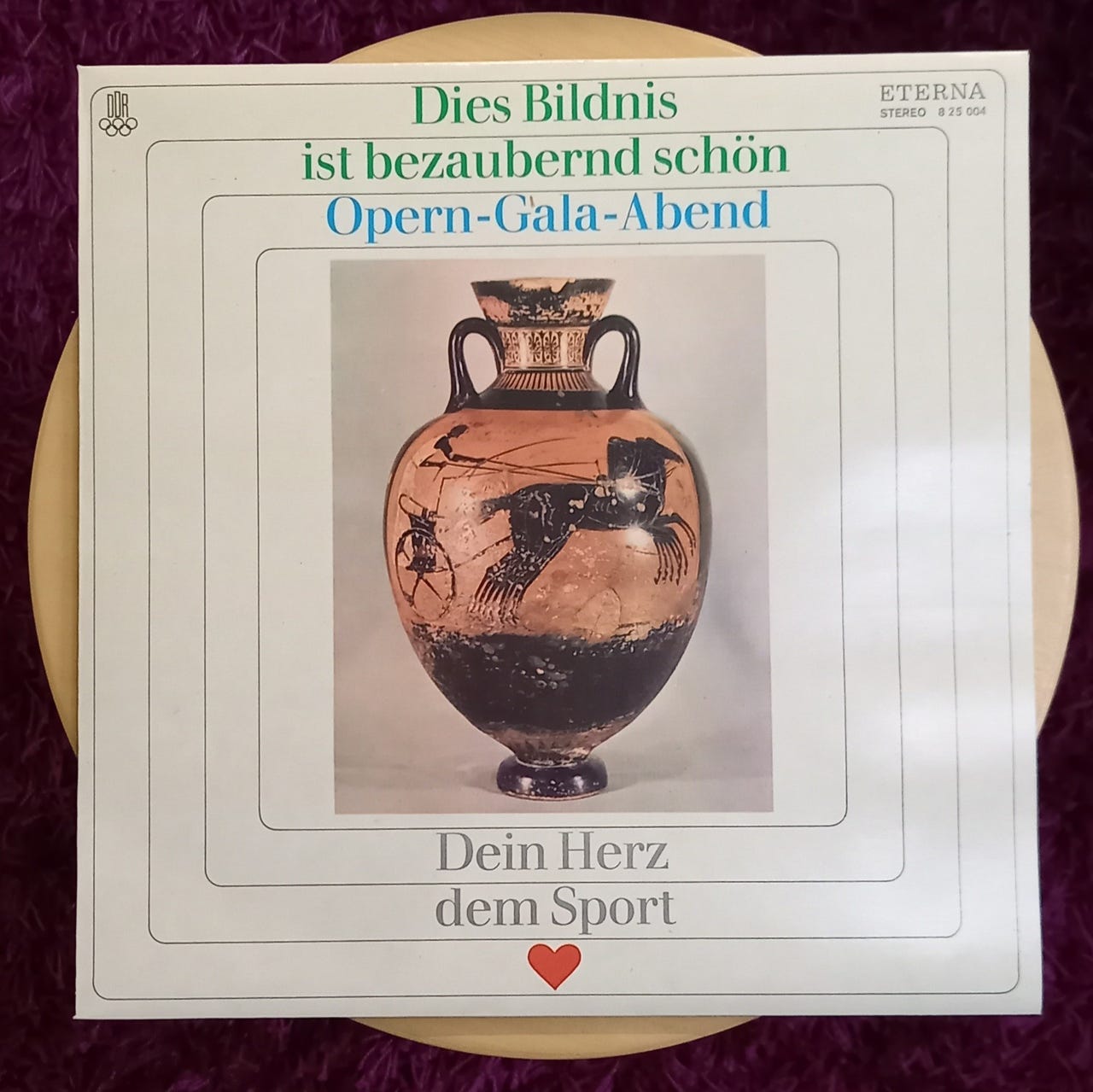 Sport und musik 3 LP levyä DDR:stä | Tori
