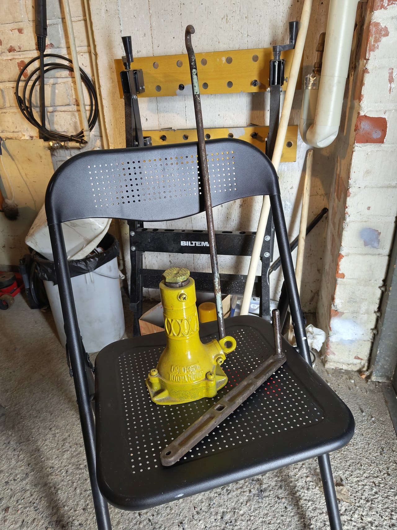 Vintage Toyota tunkki | Tori