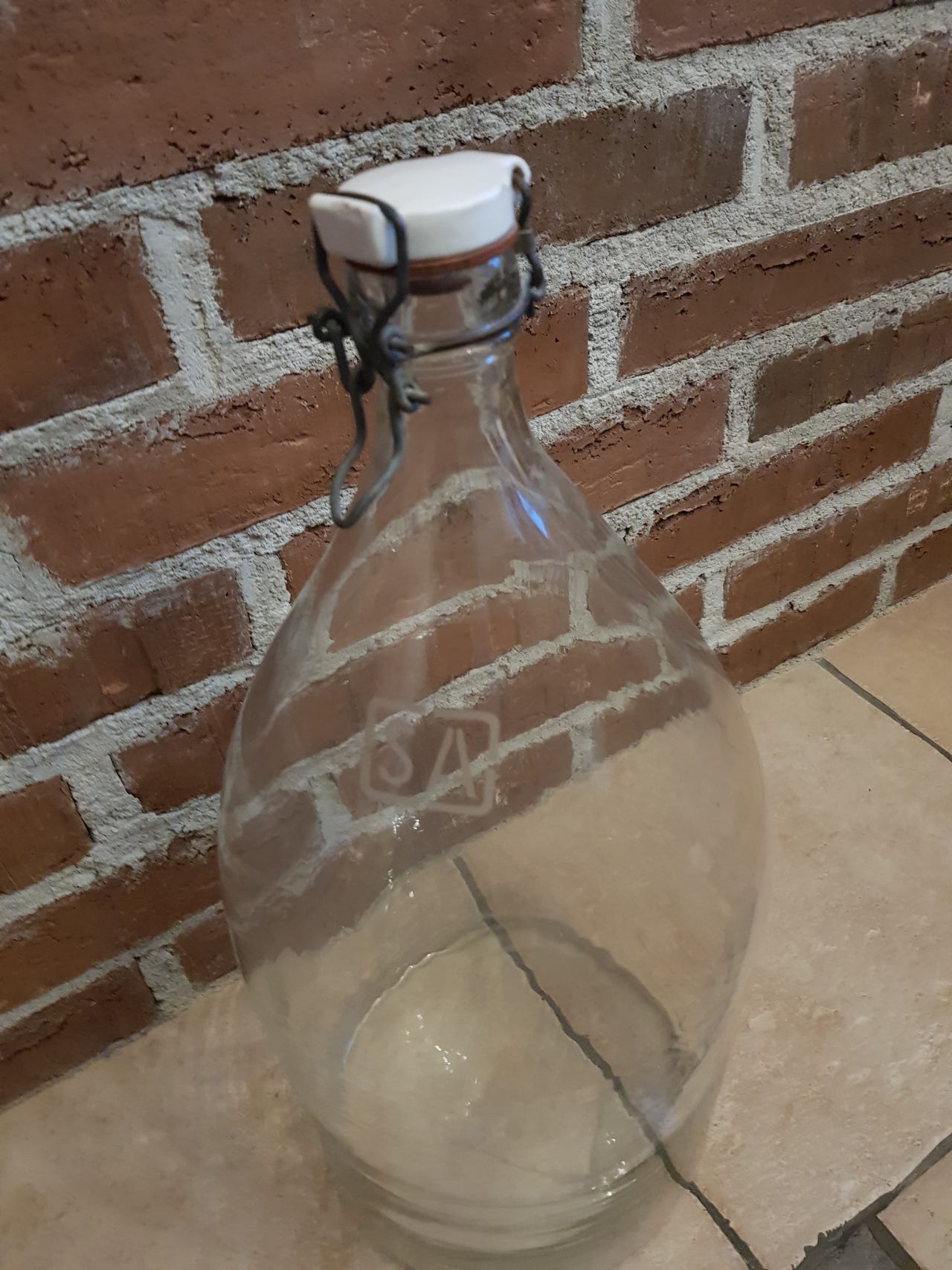 Lasipullo SA-INT | Tori