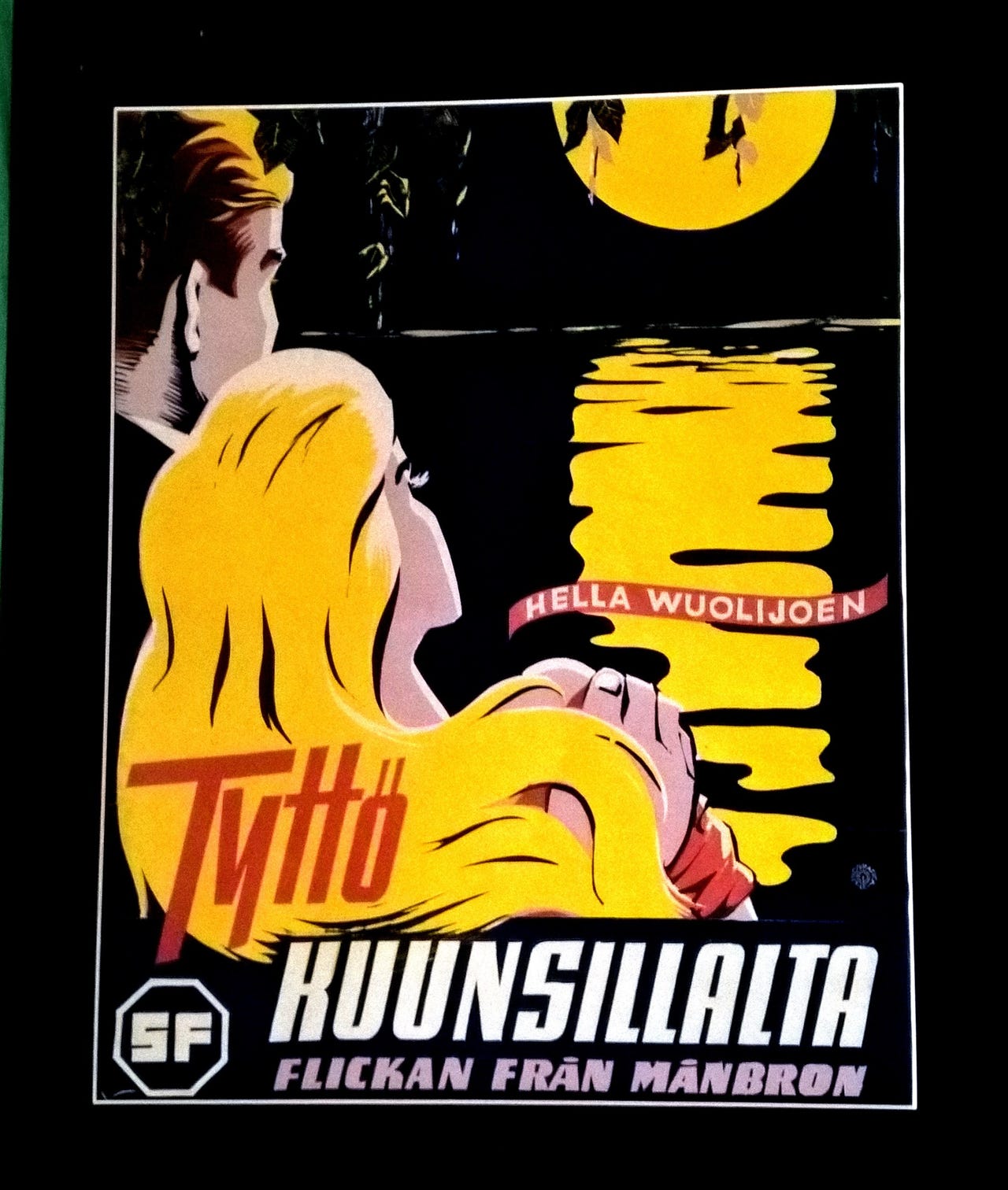 Leffa juliste TYTTÖ KUUN SILLALTA | Tori