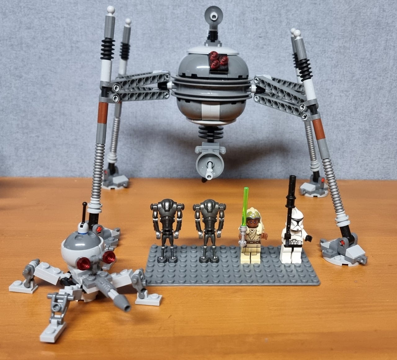 Lego Star Wars 75016 - Homing Spider Droid | Tori