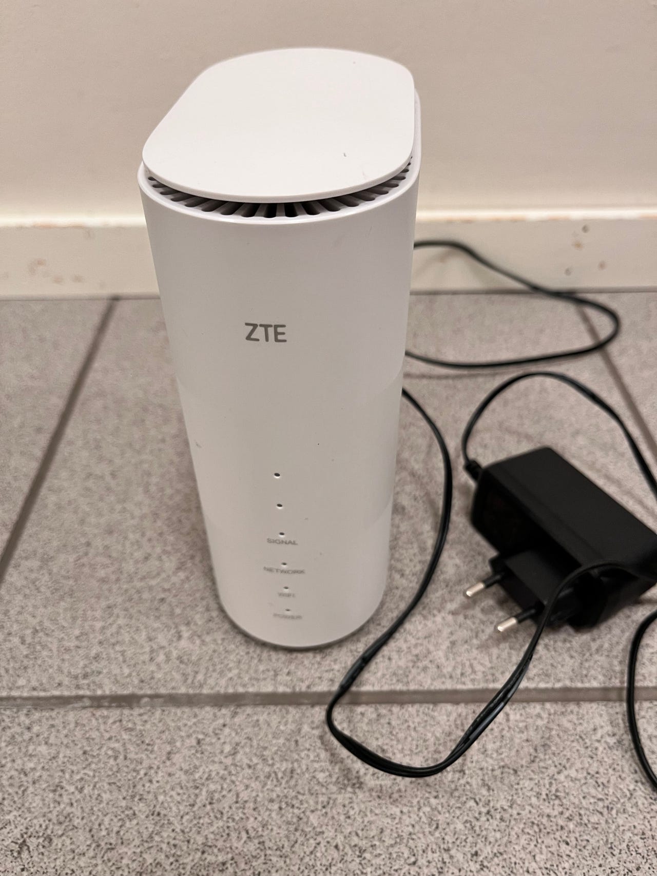 ZTE MC801A 5G reititin | Tori