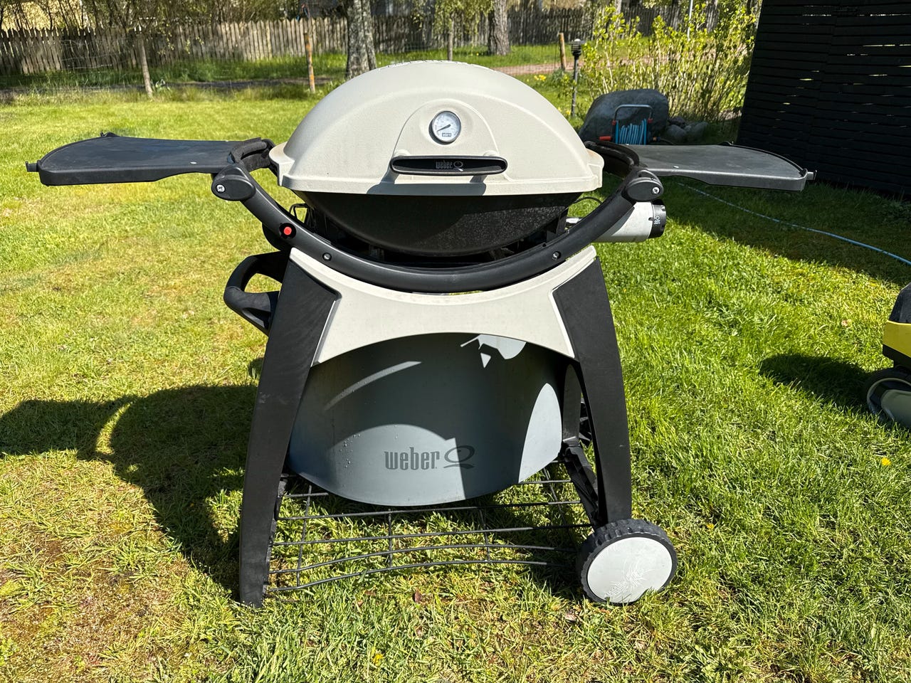 Weber Q2000 -kaasugrilli | Tori