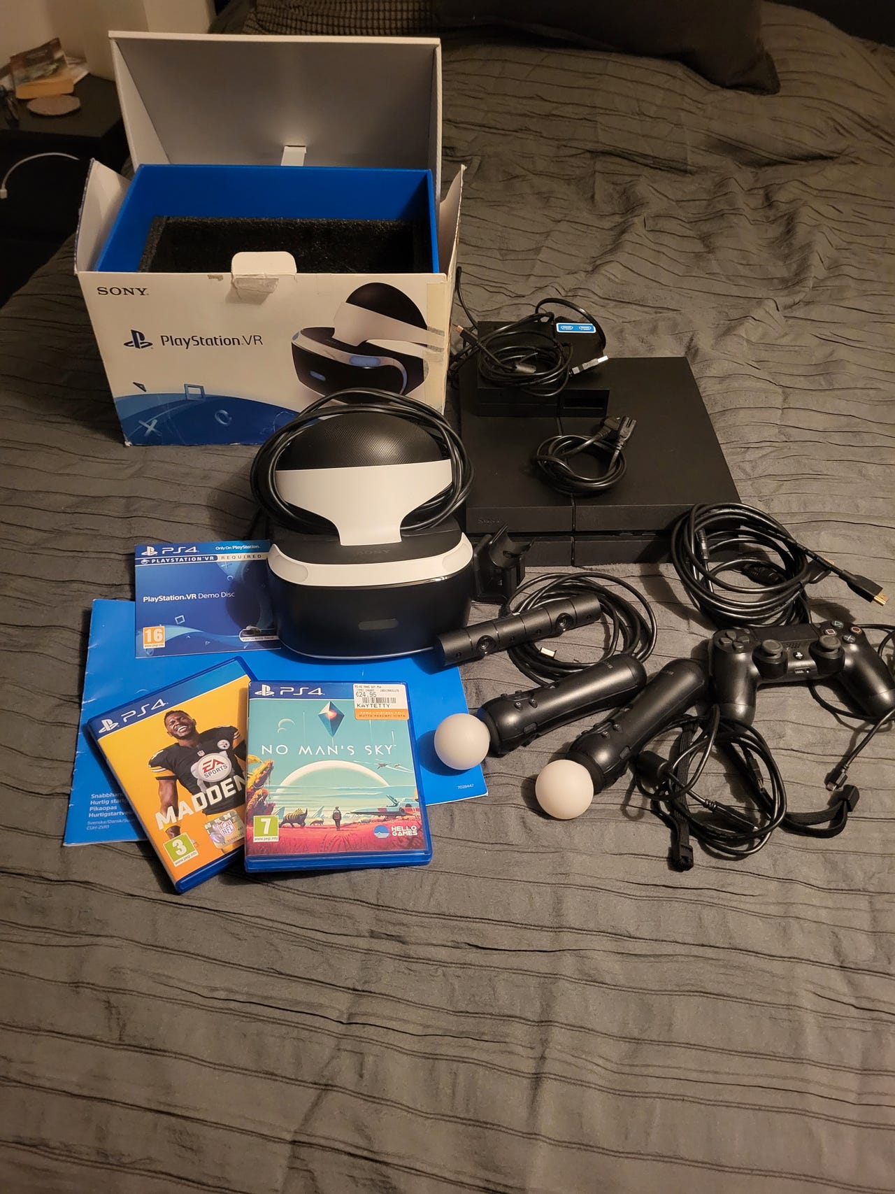 PlayStation 4 ja VR1 lasit | Tori