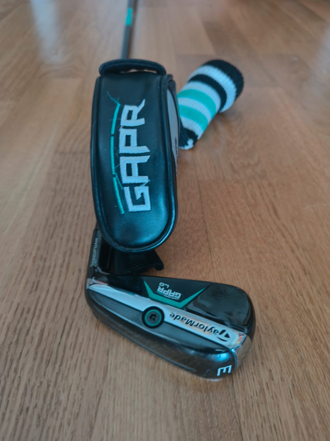 Myynnissä Taylormade GAPR 3 Stiffin varrella. | Tori