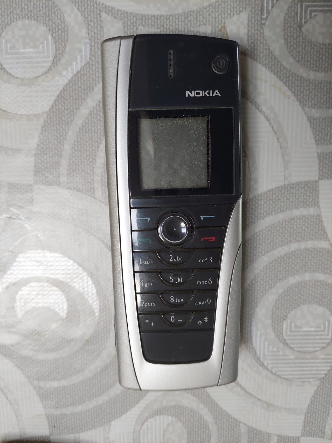 Kommunikaattori, Nokia 9500 kaikkine varusteineen | Tori
