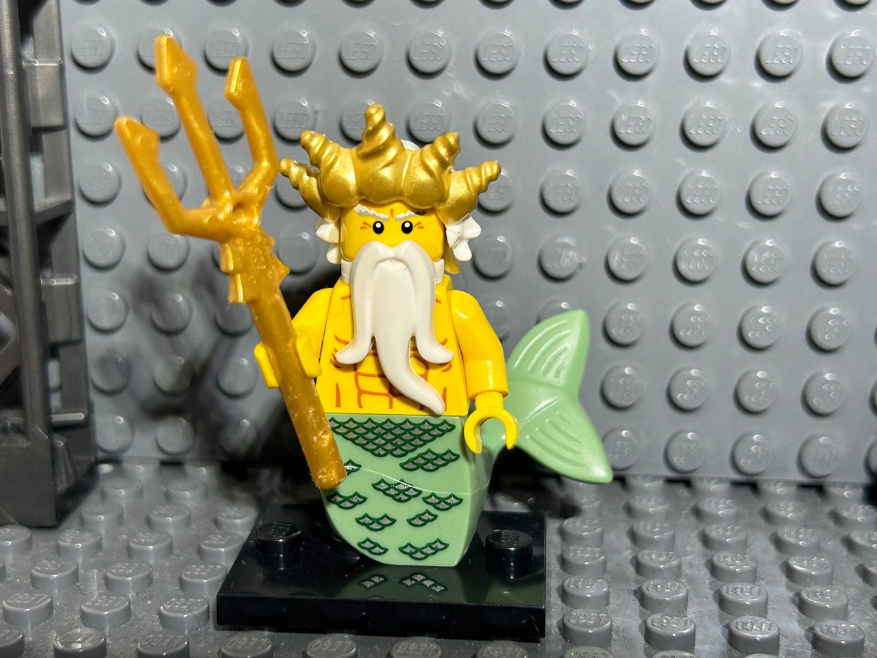Ocean King , Lego Collectible Minifigures Series 7 , col07-5 | Tori
