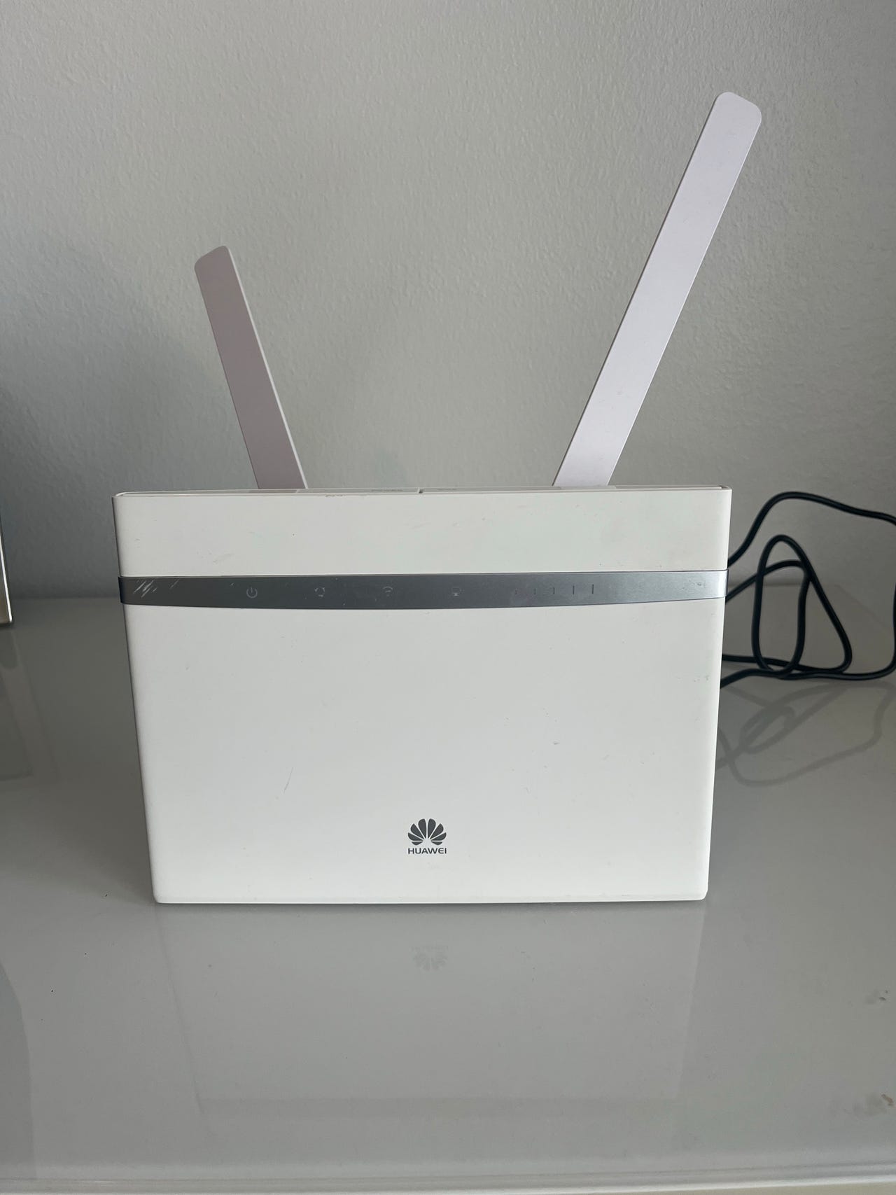 Huawei B525s Reititin sim-kortilla! | Tori