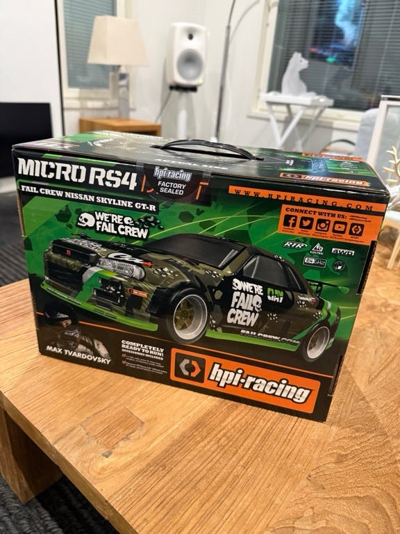 HPI-Racing Micro RS4 Dritt Fail Crew Nissan Skyline R3 -RTR | Tori
