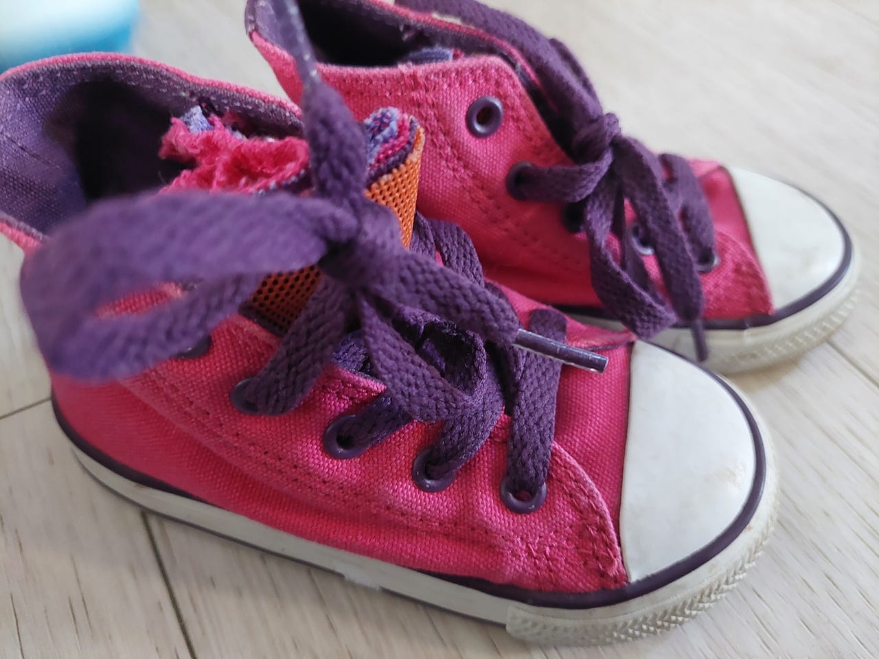 Maailman kauneimmat converset koko23 | Tori