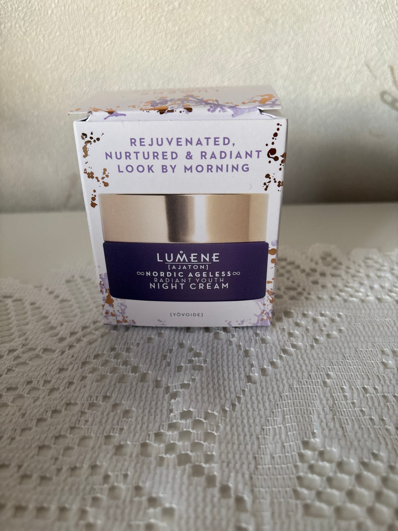 Lumene Ajaton yövoide + panta kaupanpäälle | Tori