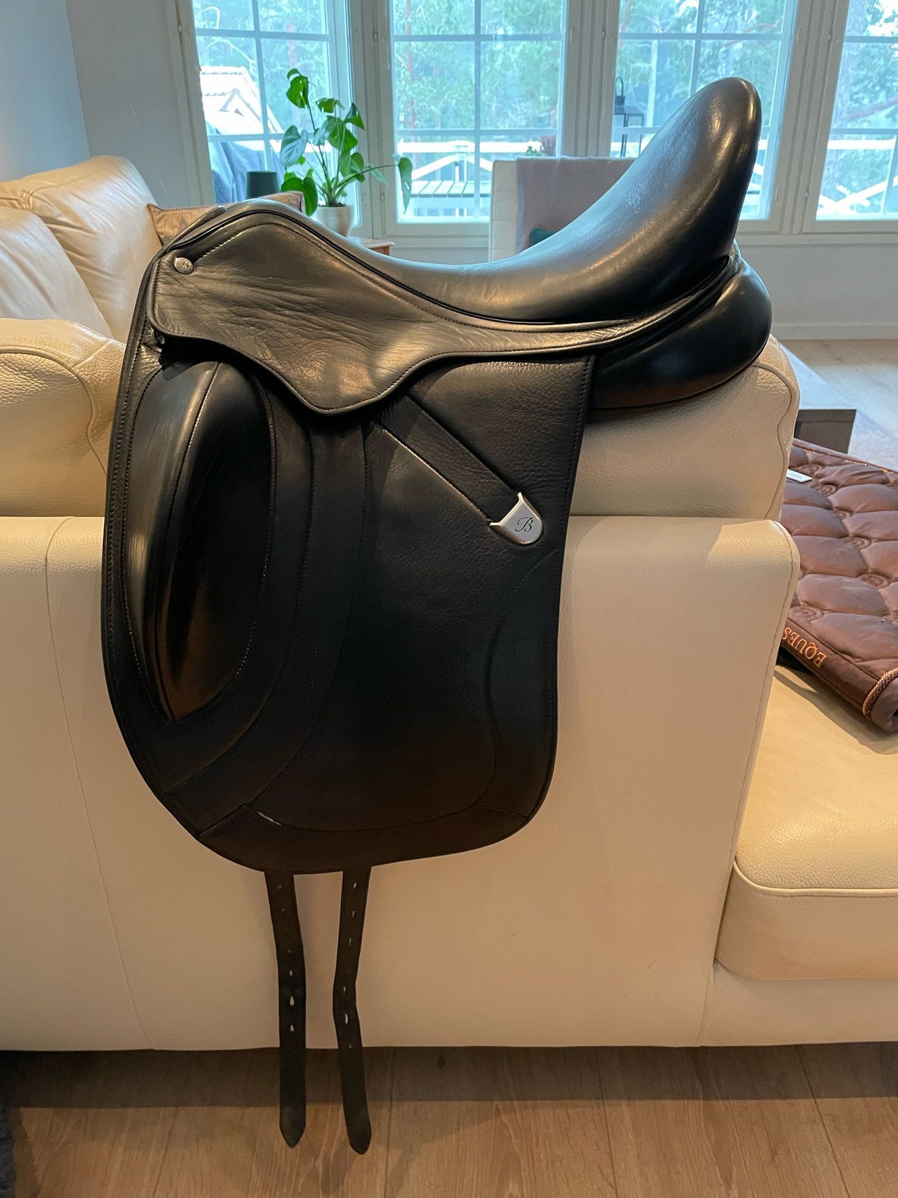 Bates Innova mono koulusatula 17" ~ 17,5" | Tori