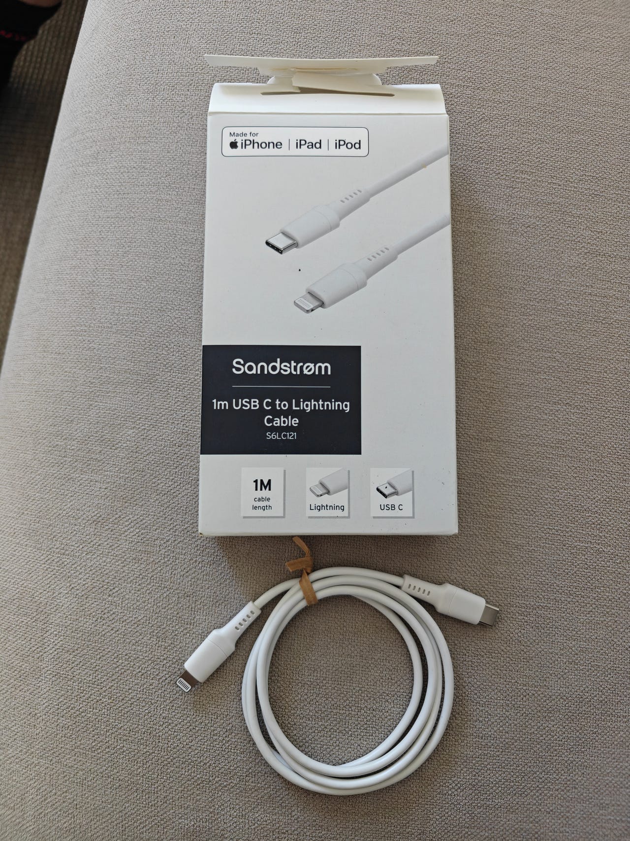Sandstrøm USB-C – Lightning kaapeli (1 m) | Tori