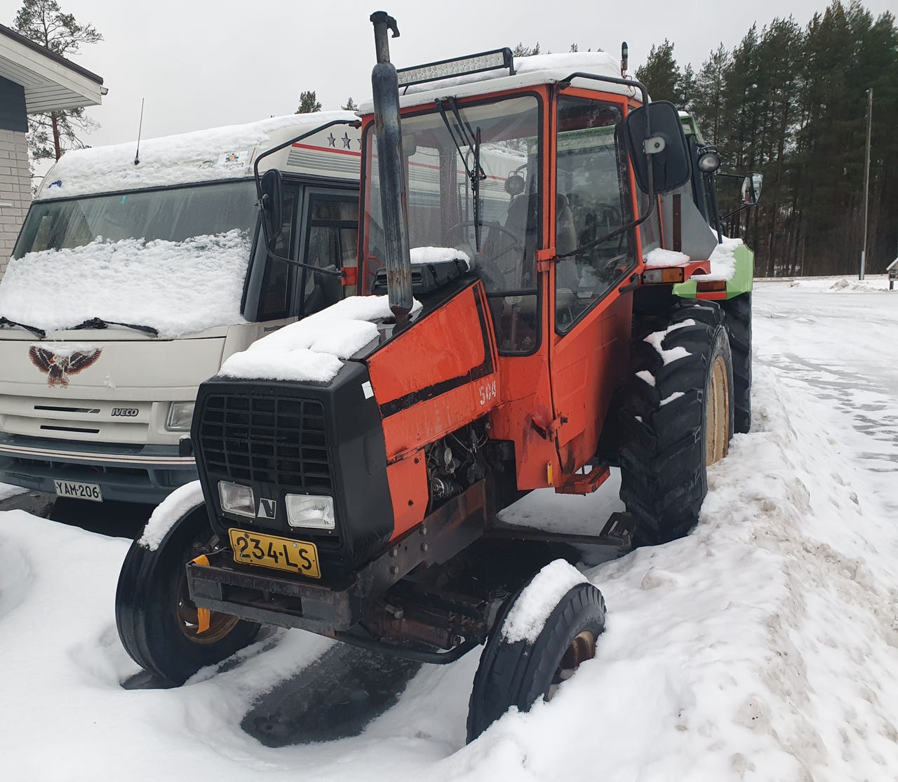 Traktori VALMET 504 Rahoitus ilman käsirahaa alk 139€ kk Kotiin ...