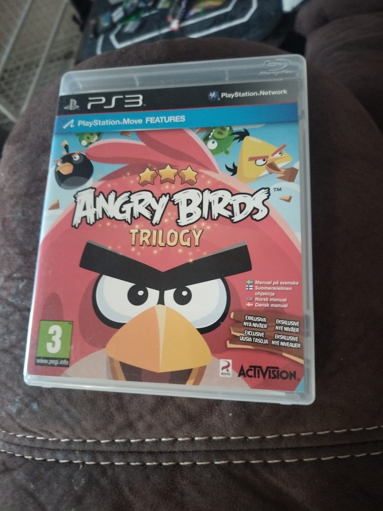 PS3 angry birds trilogy | Tori