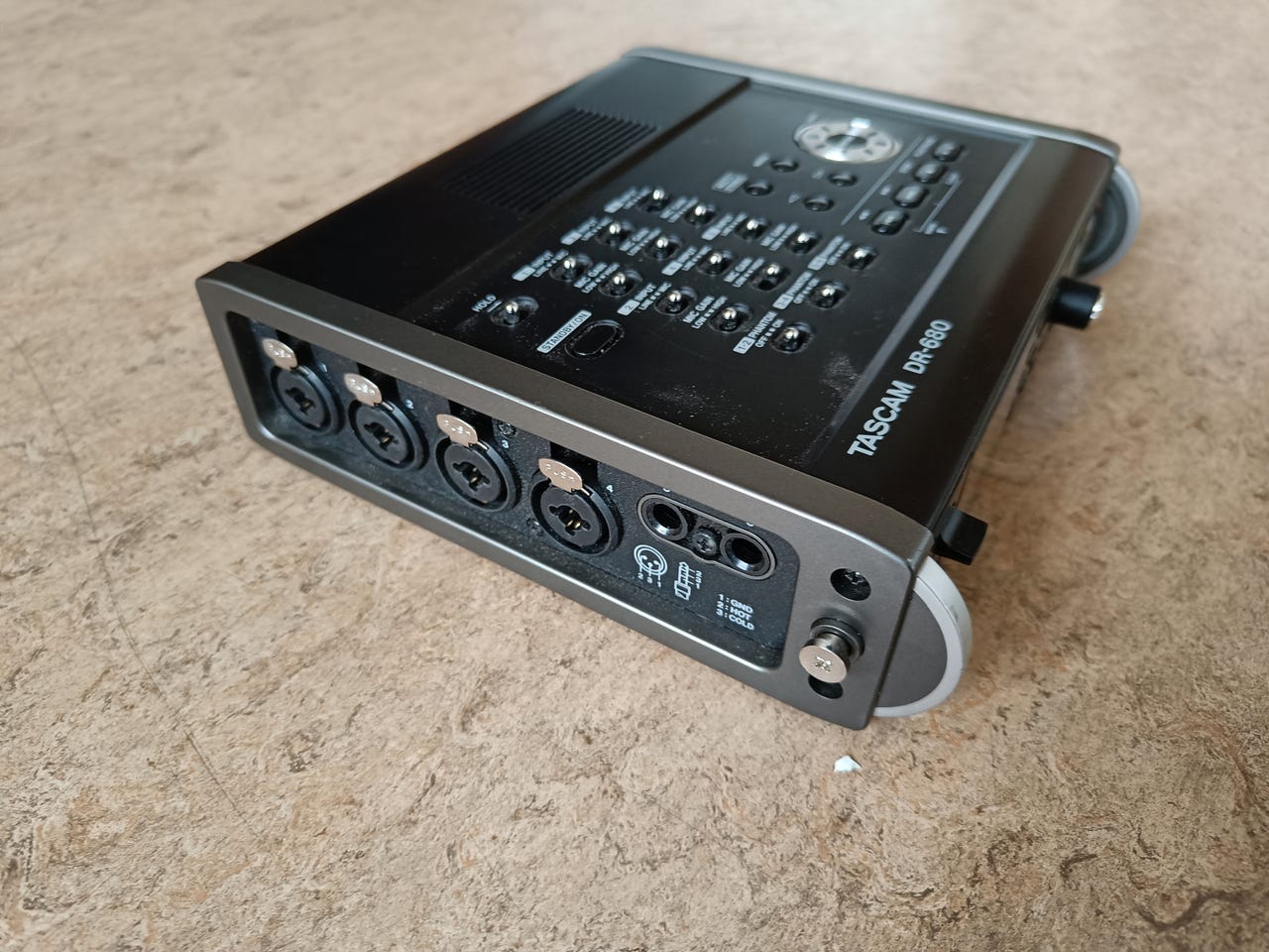 Tascam DR-680 - 8-raitatallennin | Tori