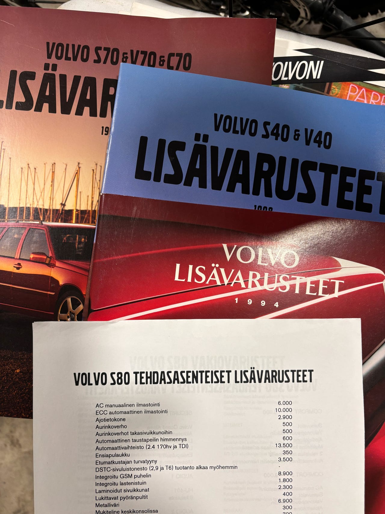 VOLVO lisävaruste-esitteitä, kuvan mukaisesti | Tori