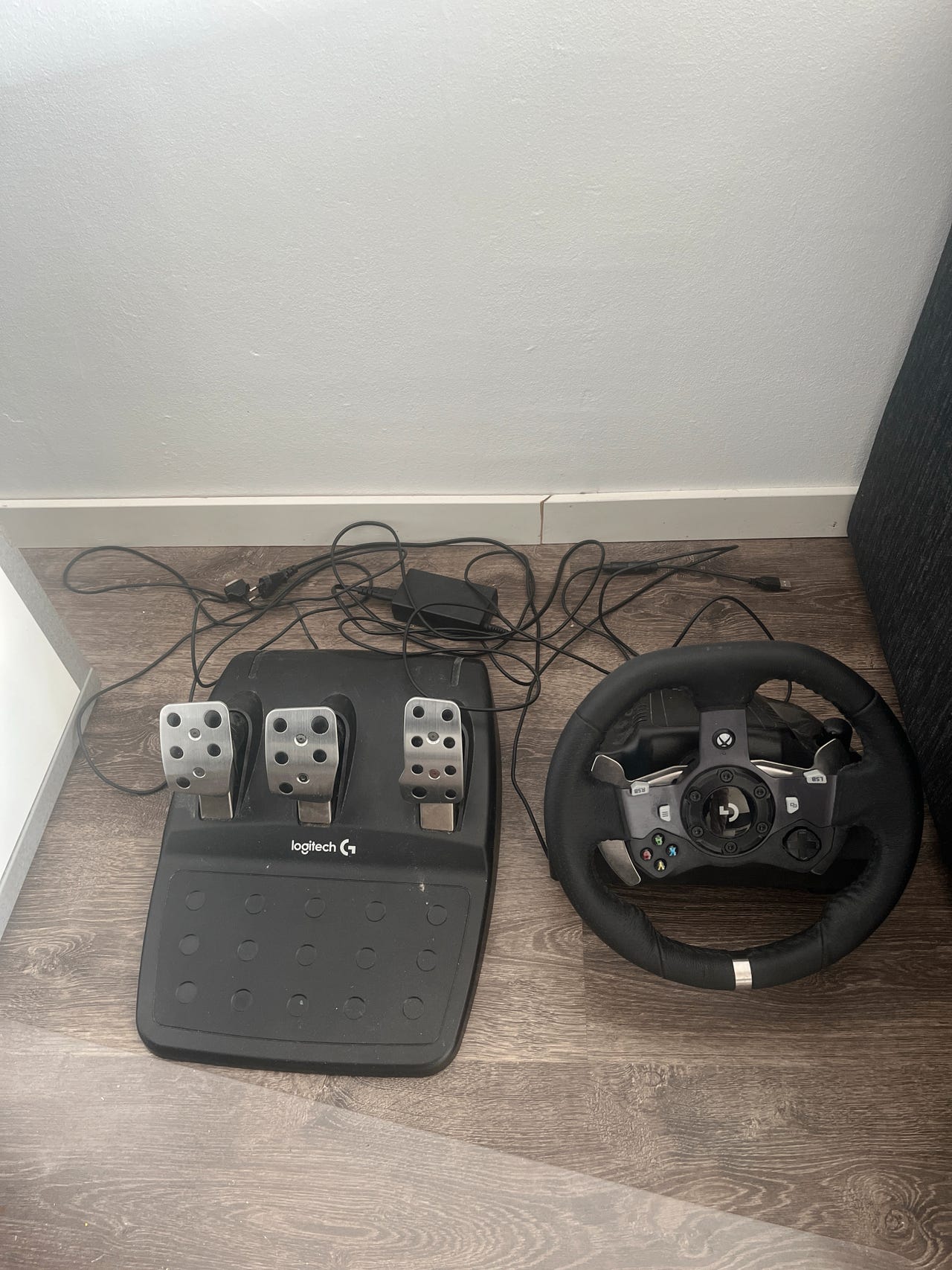 Logitech G920 ratti ja polkimet | Tori