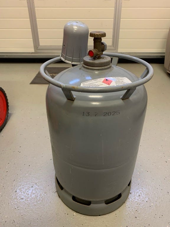 11kg teräs kaasupullo | Tori