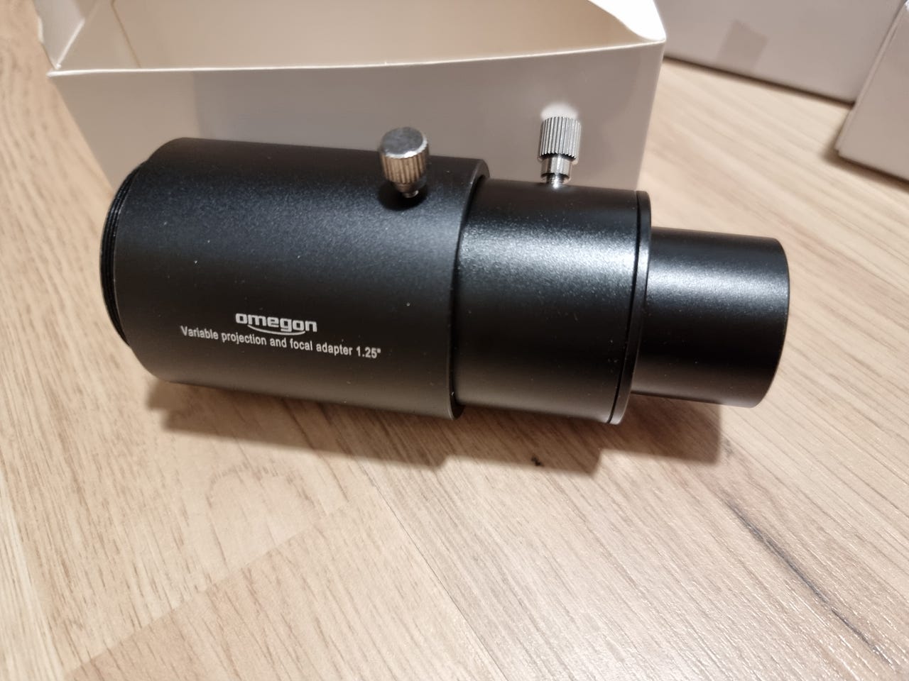 Omegon zoom okulaarisovite kaukoputkeen | Tori