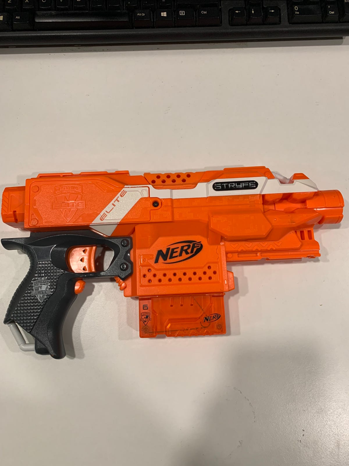 Nerf Elite Stryfe + kuusipanoksinen lipas | Tori