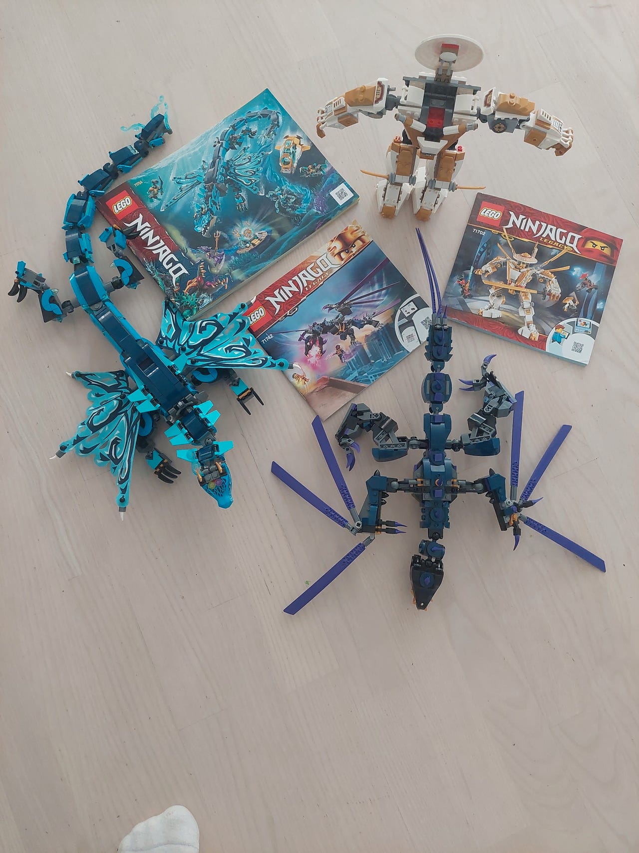 Ninjago Lego-settejä ohjeineen 20e/setti | Tori