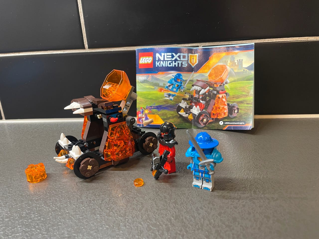 Lego Nexo Knights -paketti (70318, 70337, 70311, 70338 ja 70310) | Tori