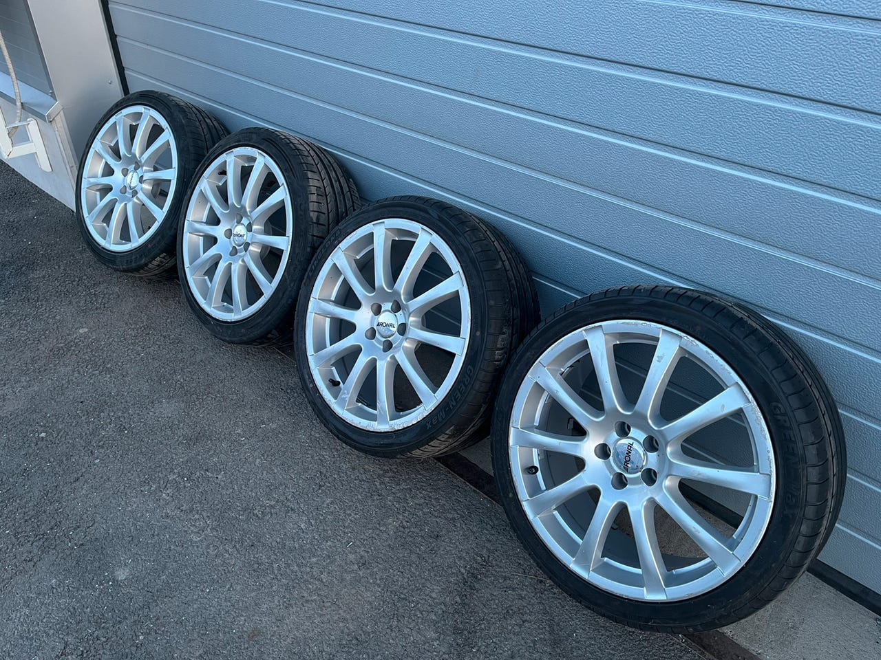 5x100 Ronal 18" vanteet kesärenkailla | Tori