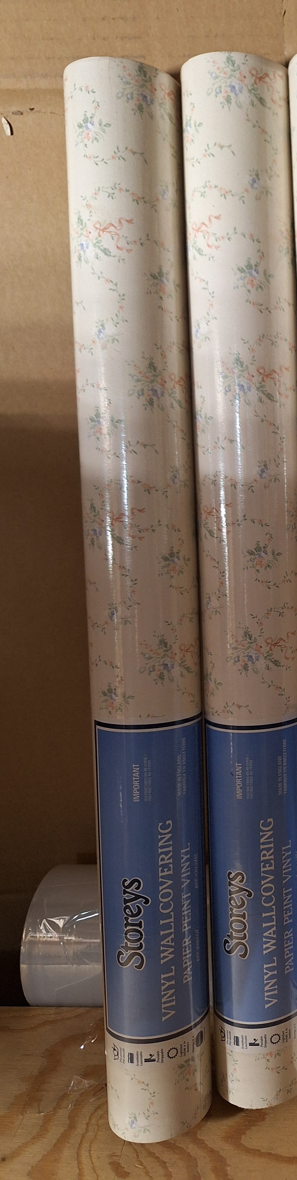 Vinyyli tapetti 2 rullaa/ 10 €! | Tori