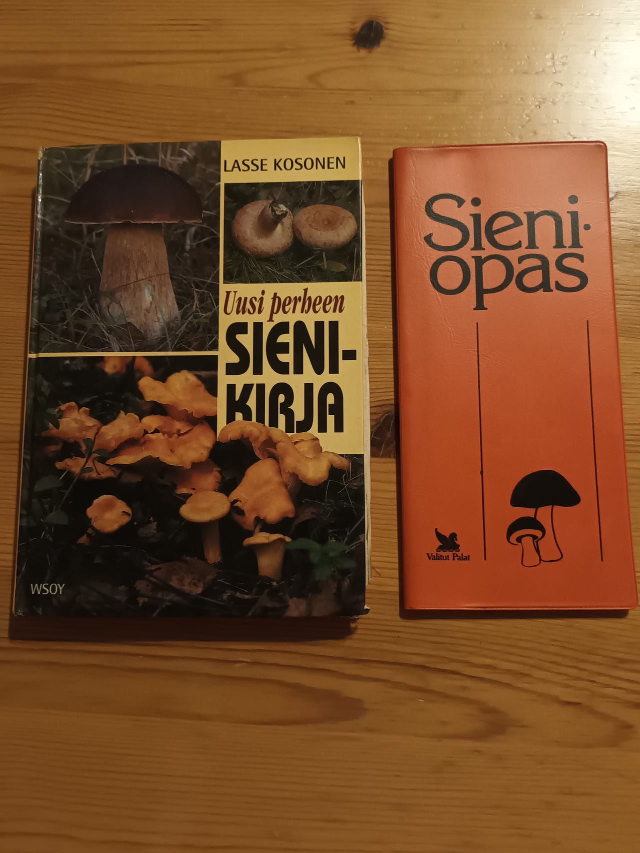 Sienikirja + Sieniopas | Tori