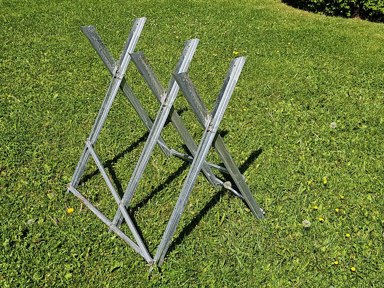 Metallinen sahapukki | Tori