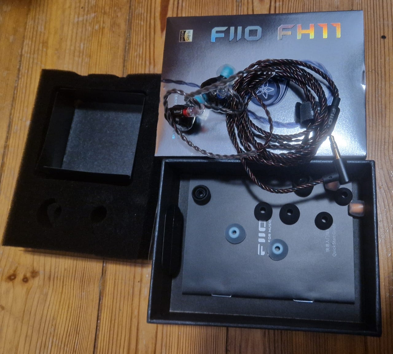 FiiO FH11 HiFi 1DD+1BA Hybrid Driver In-ear IEM Earphone | Tori