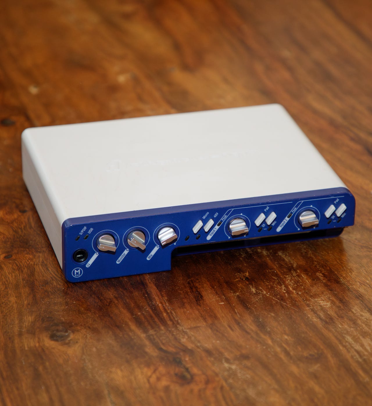 Digidesign MBox 2 ääni/MIDI tuotanto-järjestelmä ProTools | Tori