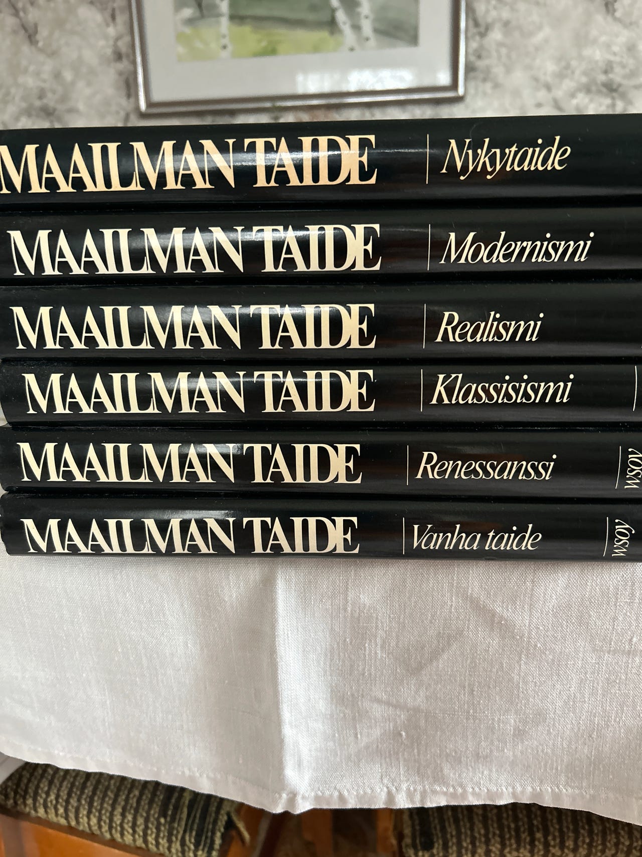 Kirjasarja maailman taide | Tori