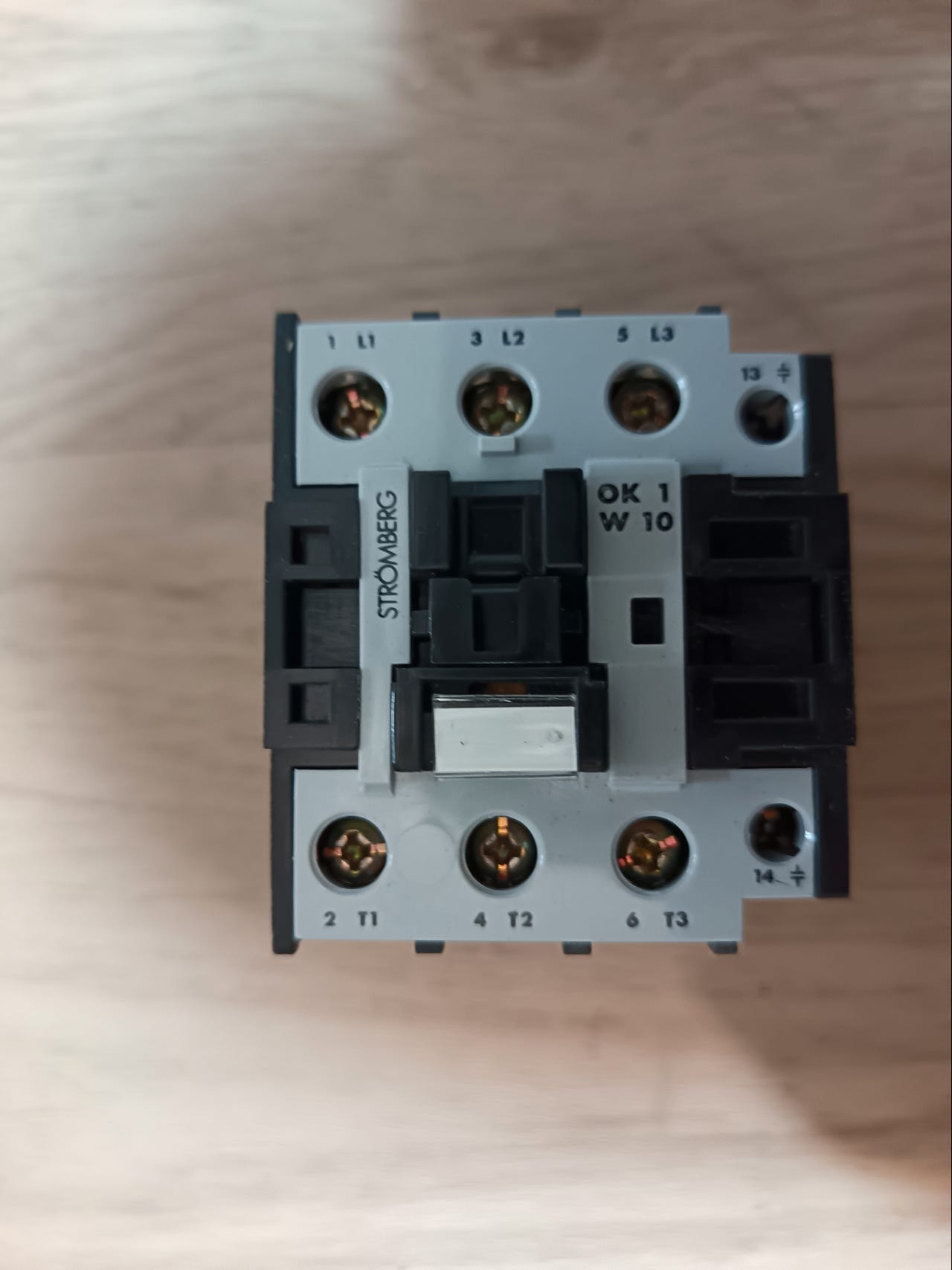 Schneider Electric LC1D09 Contactor 3-napainen 9A | Tori