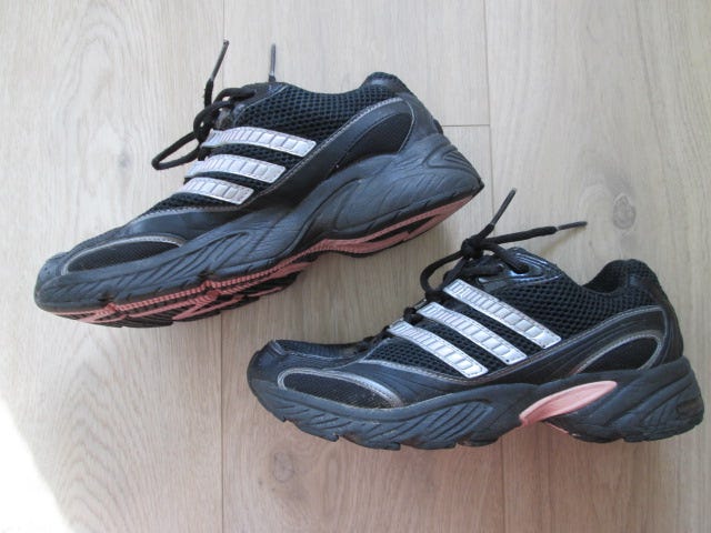 Adidas lenkkarit koko n. 38 (n.23,7cm) | Tori
