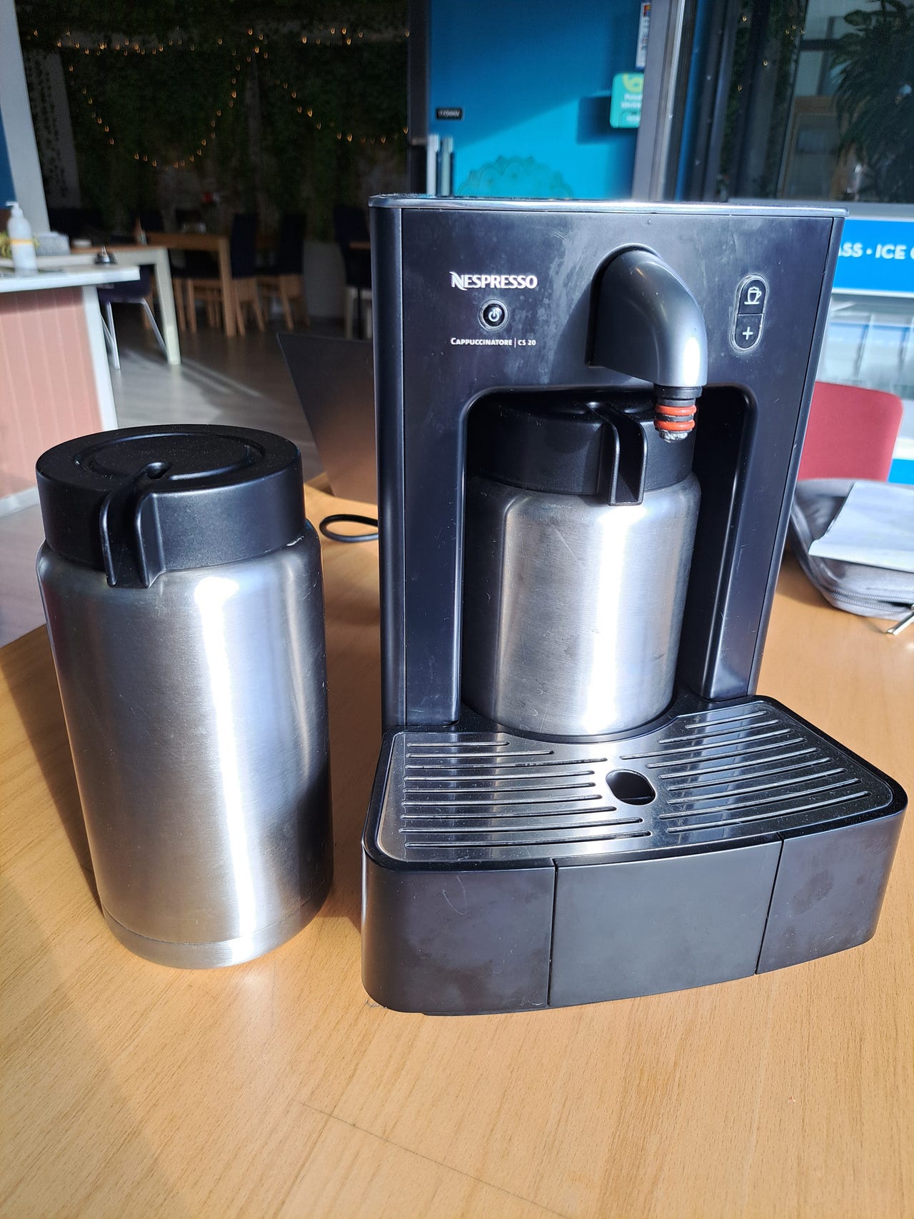 Maidonvaahdotin Nespresso Cappuccinatore CS 20 | Tori