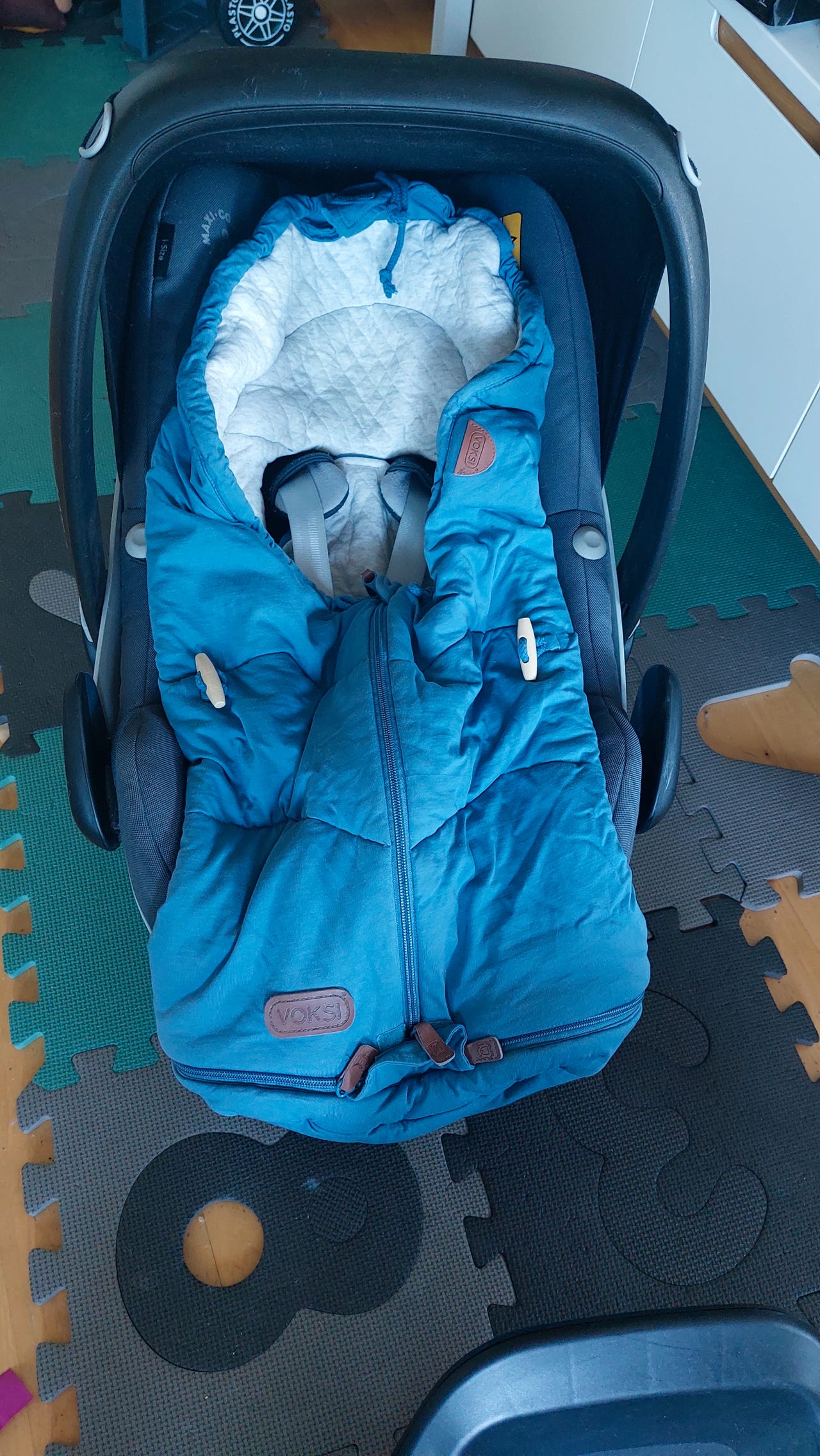 Maxi-Cosi Pebble Pro i-size, 3-way fix telakka, lämpöpussi | Tori