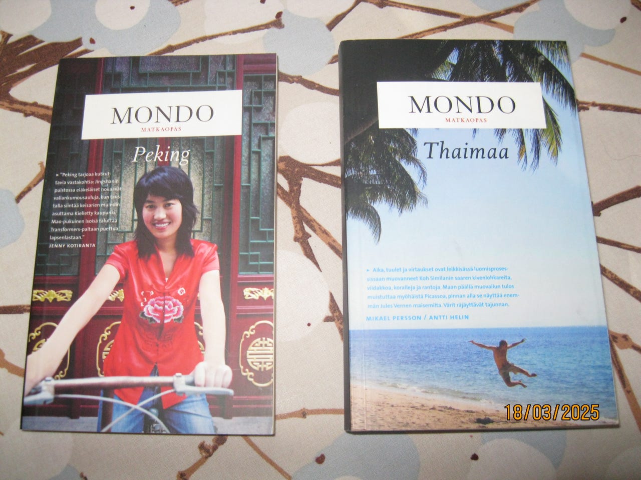 Mondo matkaoppaat Peking ja Thaimaa | Tori