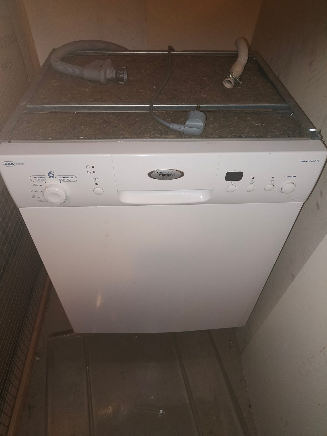 Edullisesti Whirlpool ADP 7590 astianpesukone | Tori