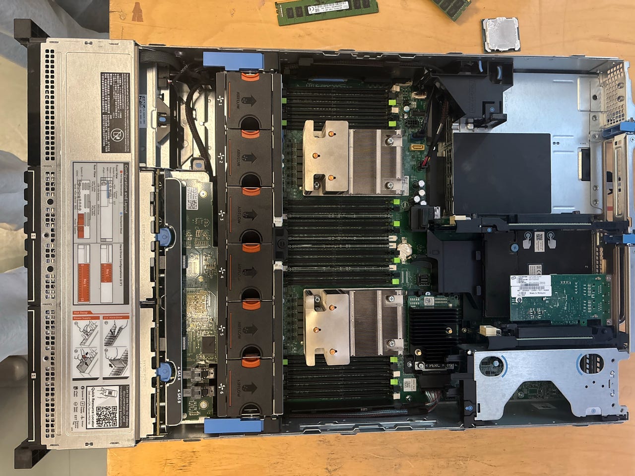 DELL PowerEdge R730 | Tori