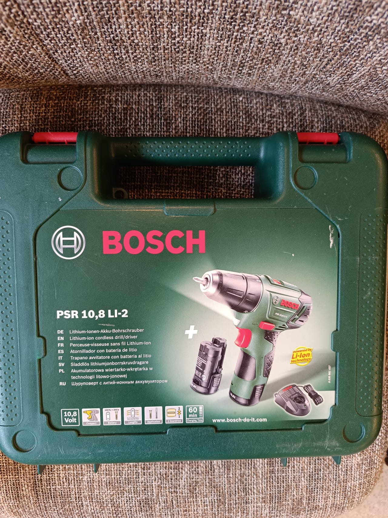 Porakone Bosch PSR 10,8 LI-2 2xakku | Tori