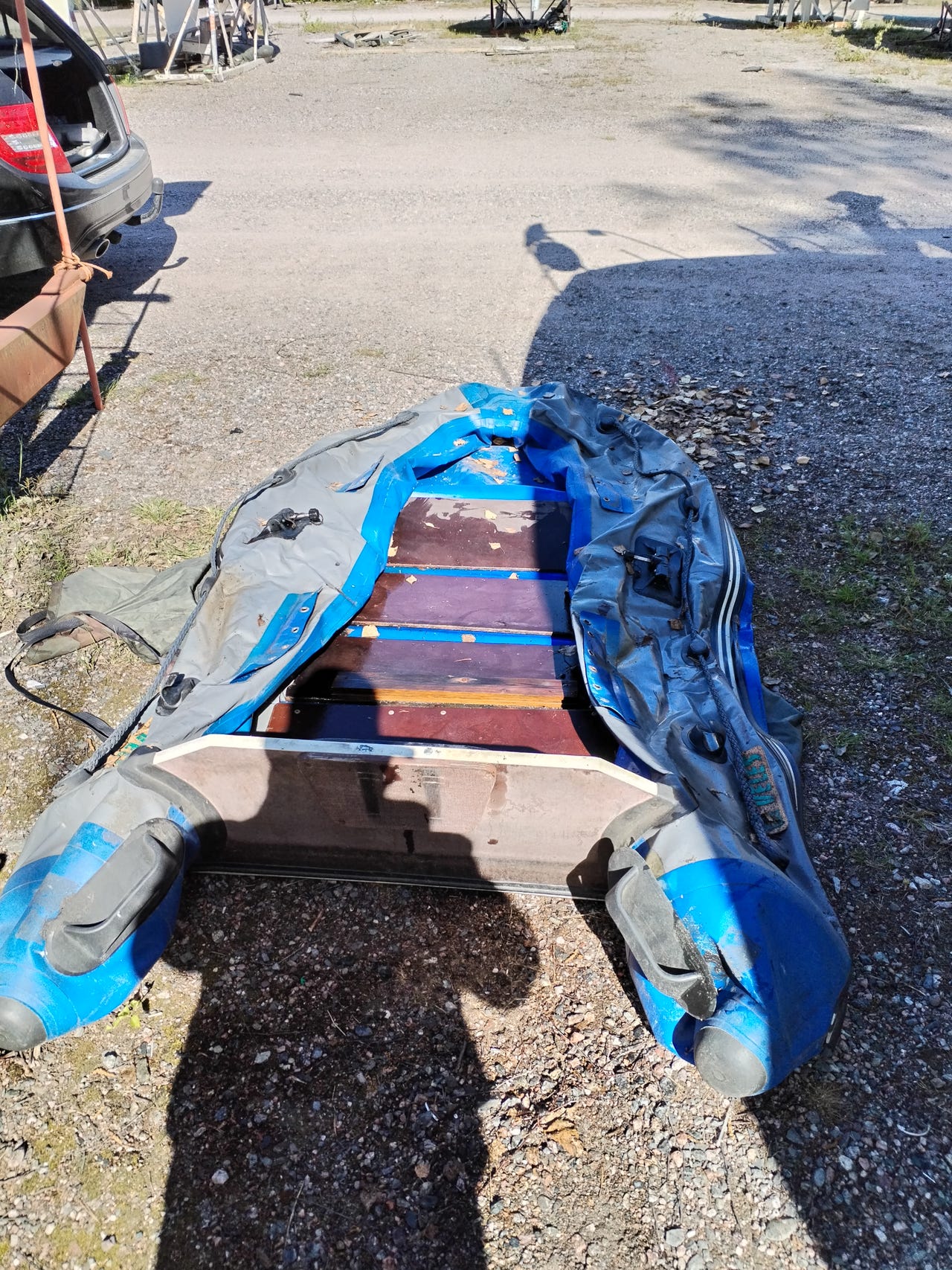 Kumivene ja perämoottori | Tori